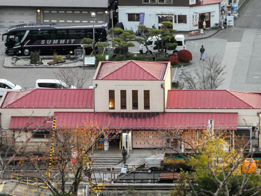 Shimoyoshida Station - Japan by web